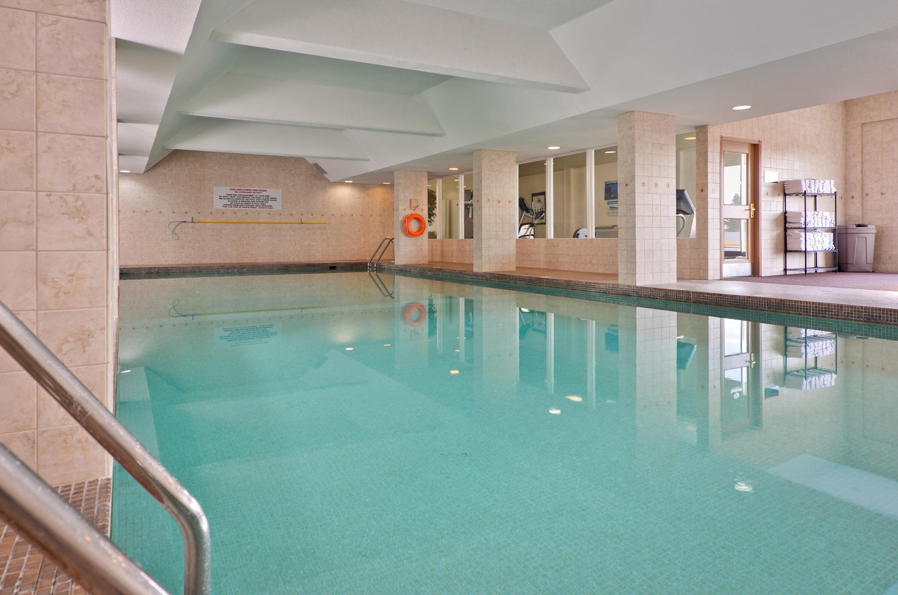 SANDMAN HOTEL LETHBRIDGE | ⋆⋆⋆ | CANADA | SEASON DEALS FROM $77